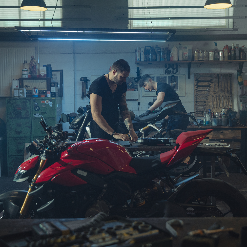 Beginners' Ultimate Guide to Motorcycles | 24mx